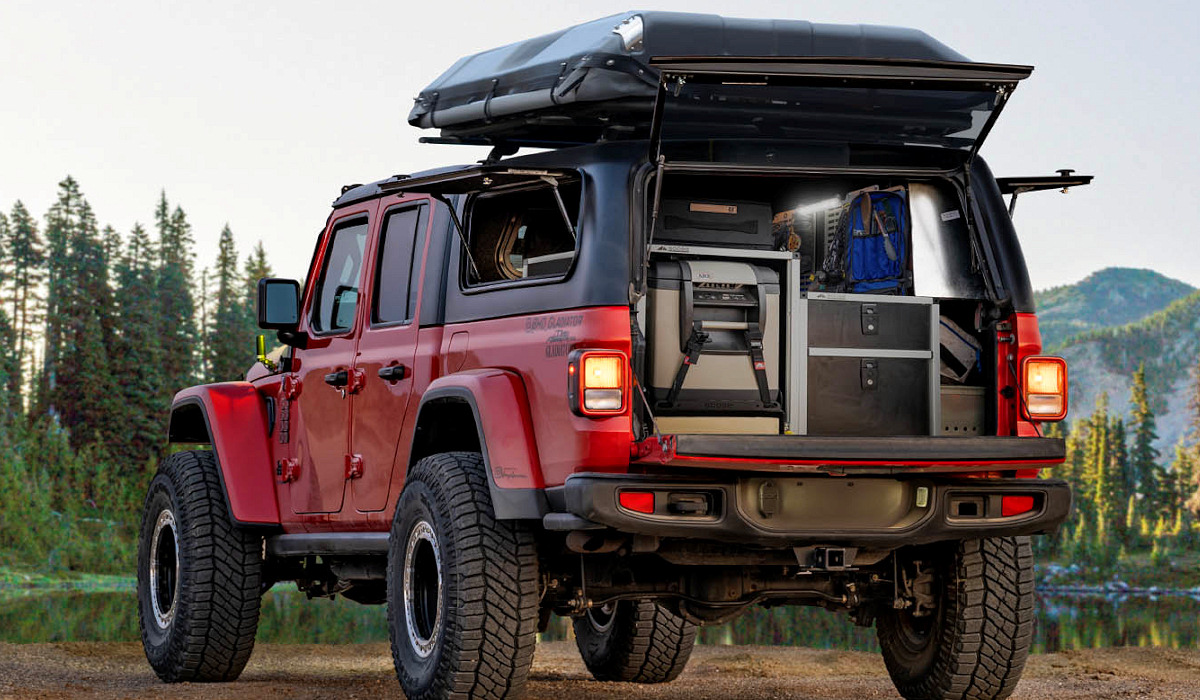 Venturous OZARK Premium Cab-High Truck Top : Mid-West Truck Accessories : Truck Caps, Bed Covers ...