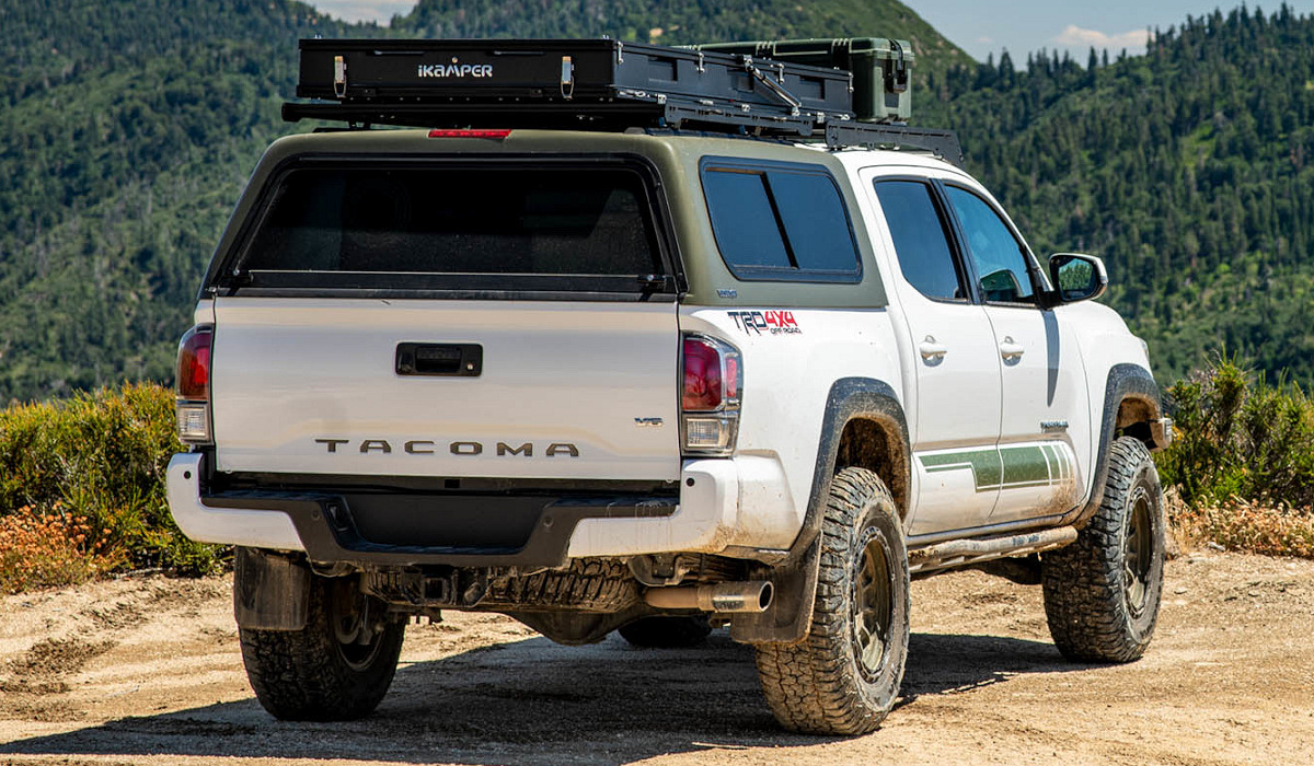 Venturous OZARK Premium Cab-High Truck Top : Mid-West Truck Accessories ...